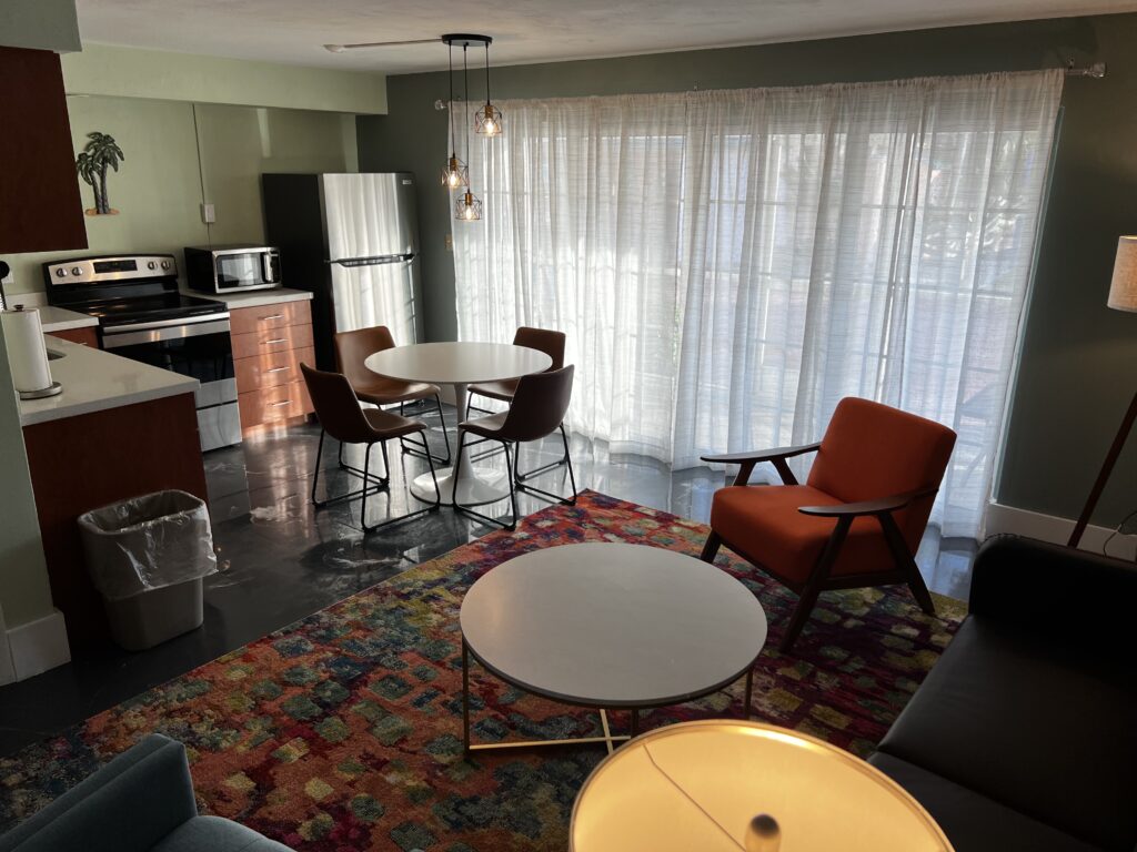 Breezy Palms Resort| Family Friendly Islamorada Florida Resort
